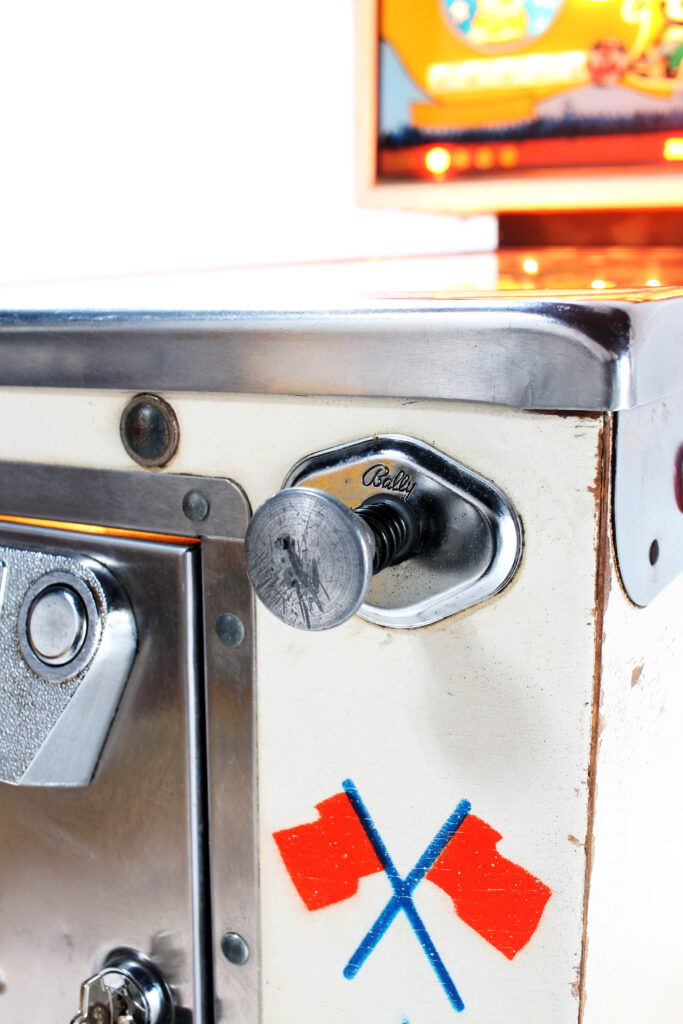 43 year old vintage Pinball Machine "Kick Off" | Vintage Toys for Boys